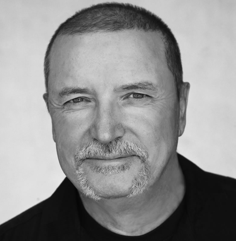 Έφυγε από τη ζωή ο Gerard Smith... - MusicCorner.gr