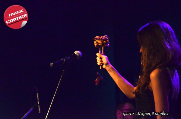 Η Fide Koksal έδωσε τον καλύτερό της εαυτό στην Αυλαία… - MusicCorner.gr