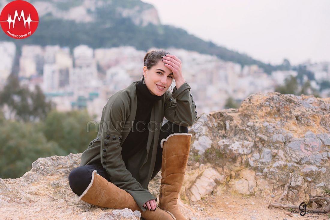 Η Παυλίνα Βουλγαράκη στο Music Corner! - MusicCorner.gr