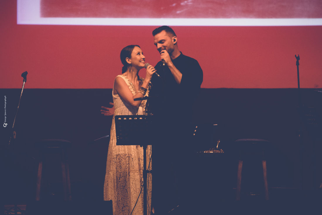 Fide Köksal & Παναγιώτης Σδούκος live στη Σφίγγα - MusicCorner.gr