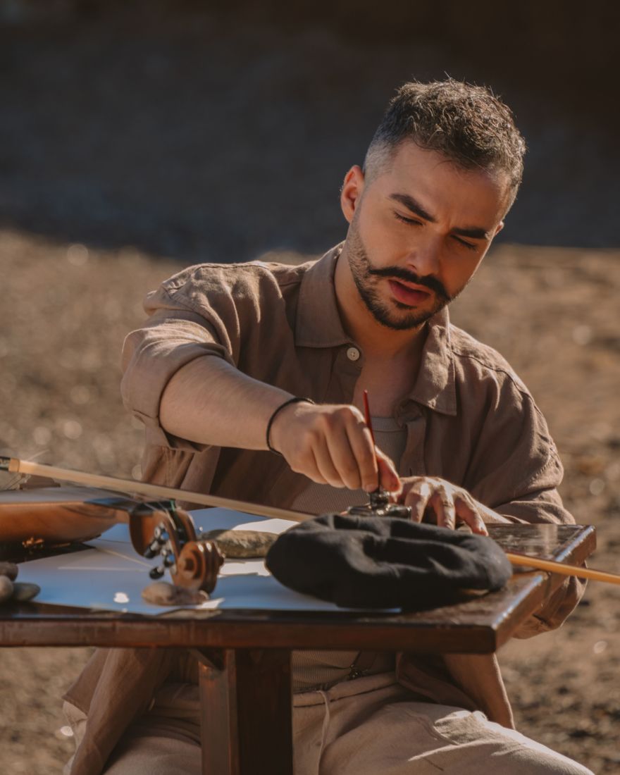 Στέλιος Βαμβακάς - "Δεν καίγεται η μοναξιά" - MusicCorner.gr