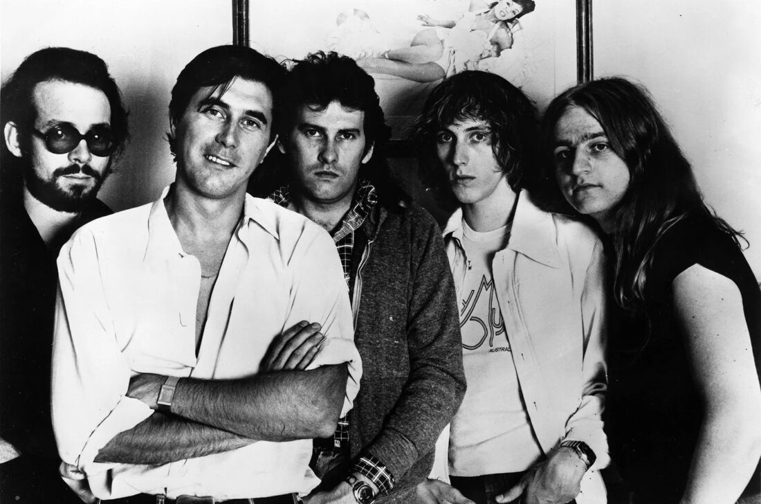 Roxy Music: έφεραν την ...πολυτελή επανάσταση στο Glam Art Rock! Αλλά ...